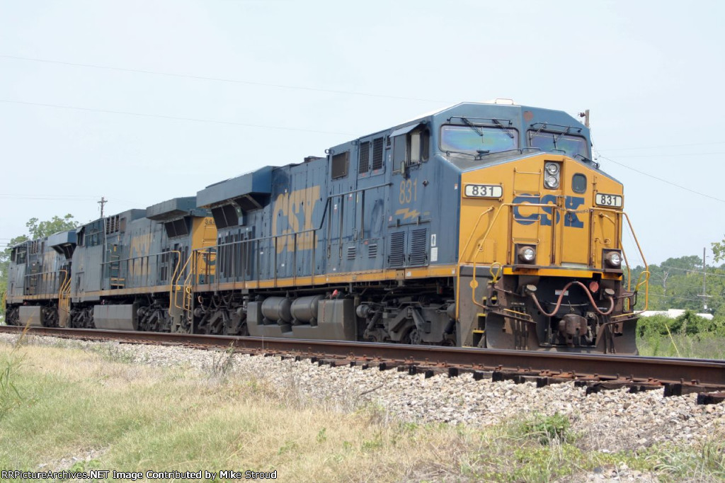 CSX 831